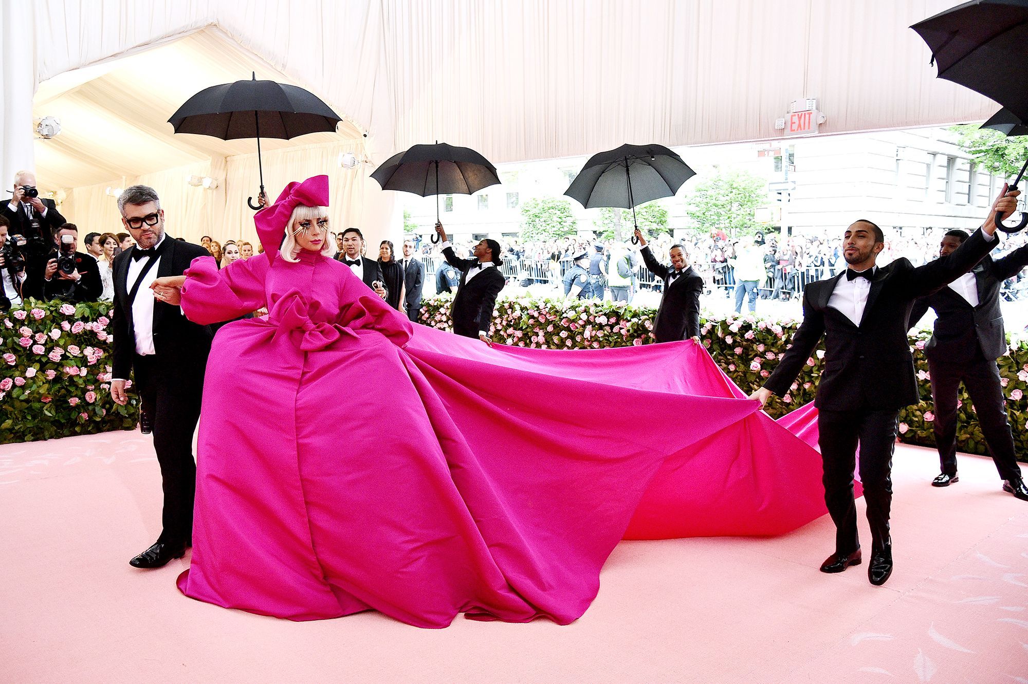 The Price of Glamour: Celebrities’ Sacrifices for the Met Gala ...
